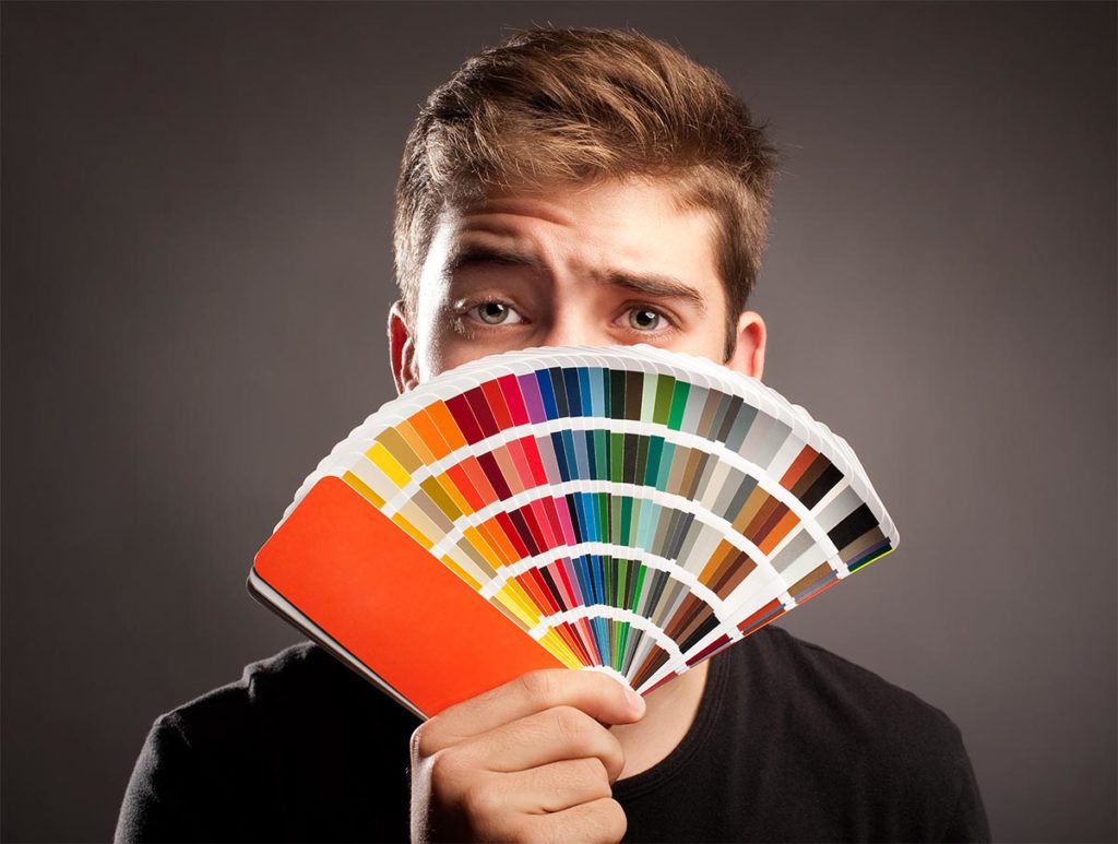 ¿El color más feo del mundo? Pantone 448 C | DIKA estudio Málaga